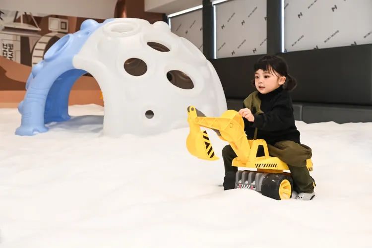 【MINI MARS】北京首店，开业大促¥99单人票！12000㎡大型室内亲子玩乐城，春节/寒假/五一通用！提前预约 - 邻友圈